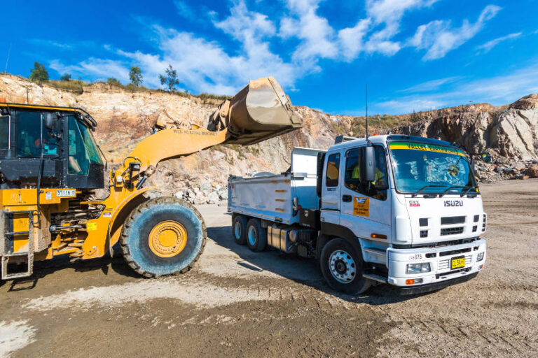 Valley Earthworks see bottom-line benefits with Isuzu Trucks - Fleet HV ...
