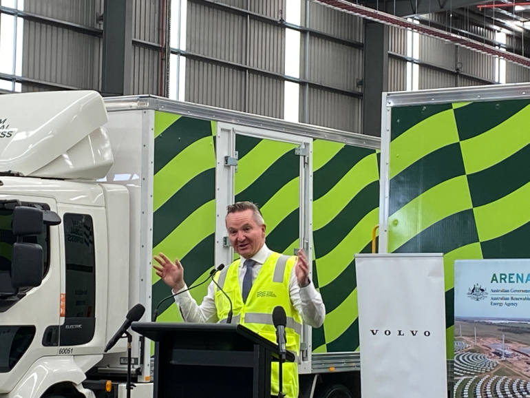 Small transport operators to get help with electric trucks - Fleet HV News