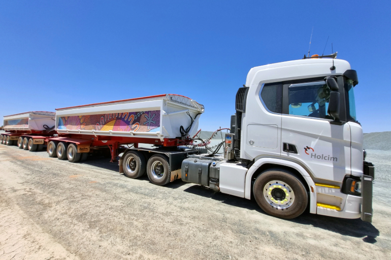 Hydrogen hybrid road trains tackle decarbonisation in the Pilbara ...